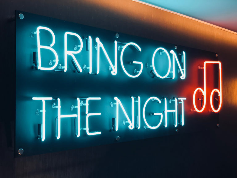 Niche Audio Visual - Cheshire based smart home installations